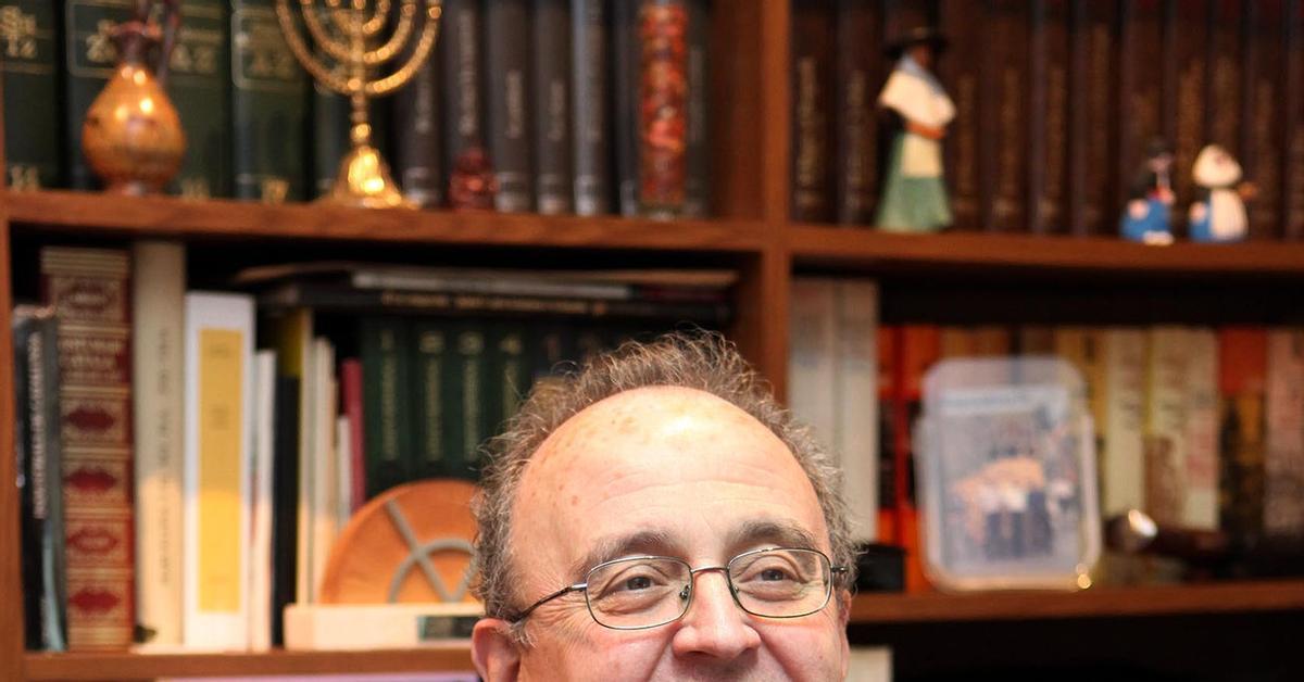 Miquel Sellarès: "Seguim anant amb el lliri a la mà"