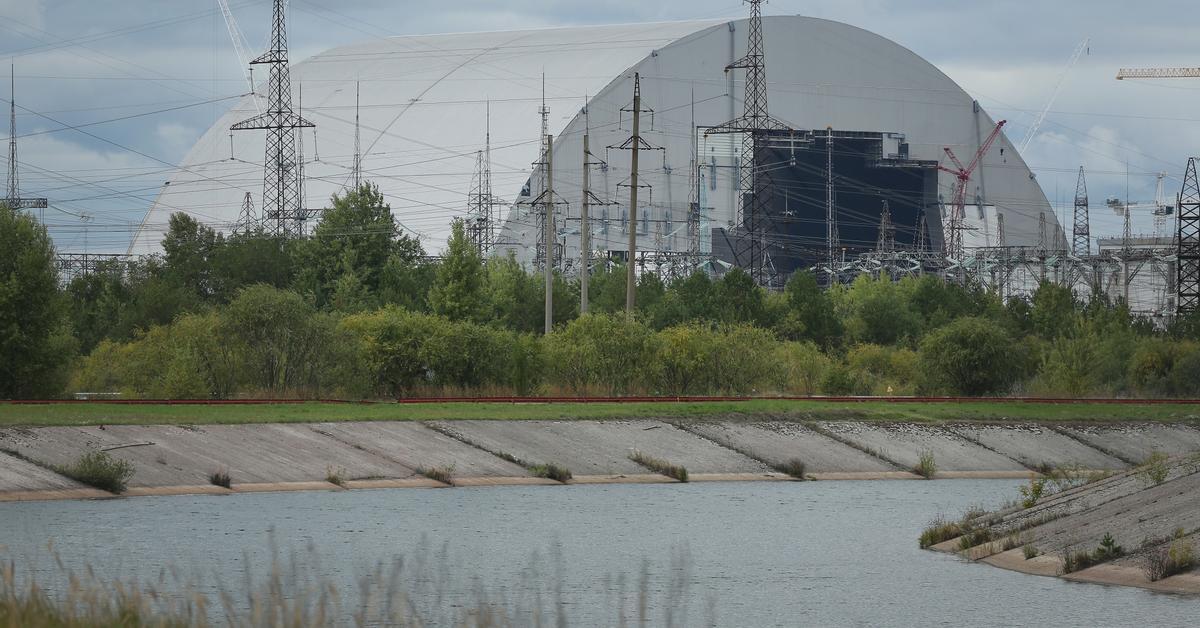 Zelensky accuses Russia of drone attack in Chernobyl that caused ...