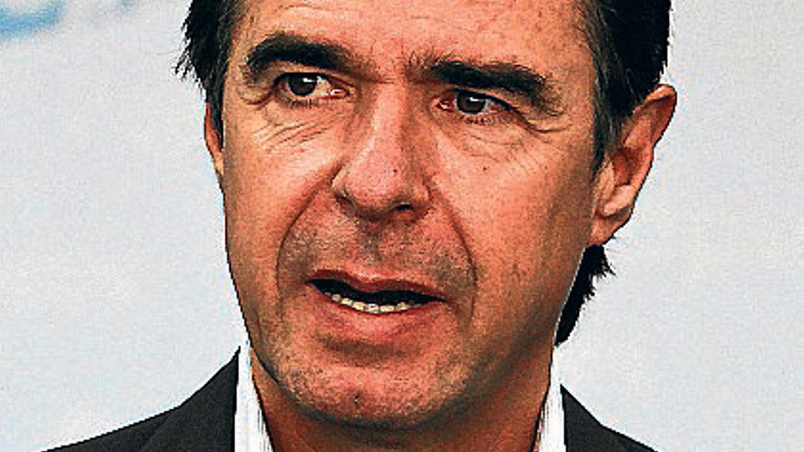 El nou ministre d'Indústria descarta el tancament de les nuclears