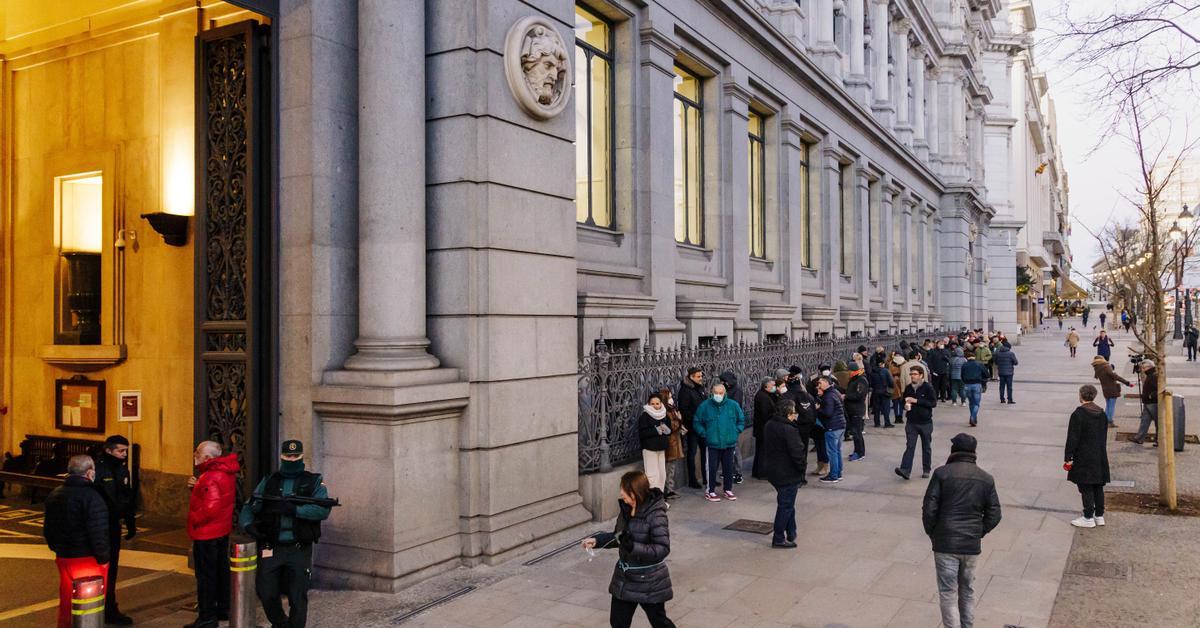 Los bancos sólo resuelven a favor del cliente una de cada tres quejas ... Los bancos sólo resuelven a favor del cliente una de cada tres quejas ...