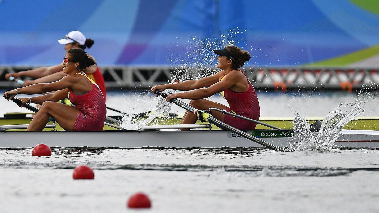 Aina Cid i Anna Boada s’enduen diploma en rem