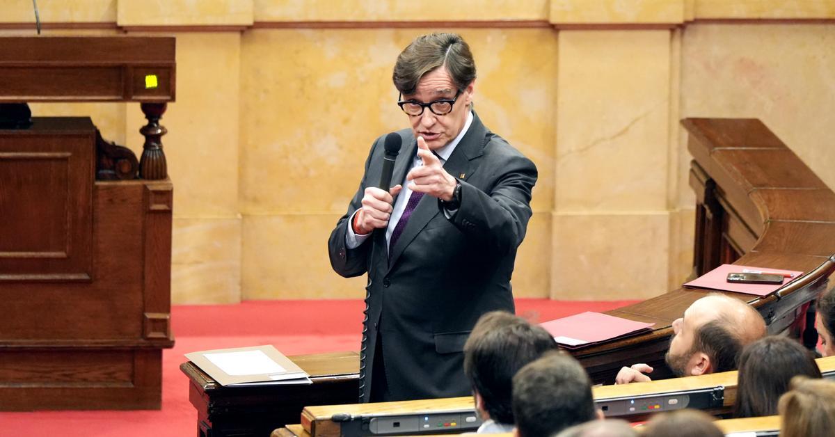 La oposición dispara contra Salvador Illa: "El fango ha llegado a Cataluña"