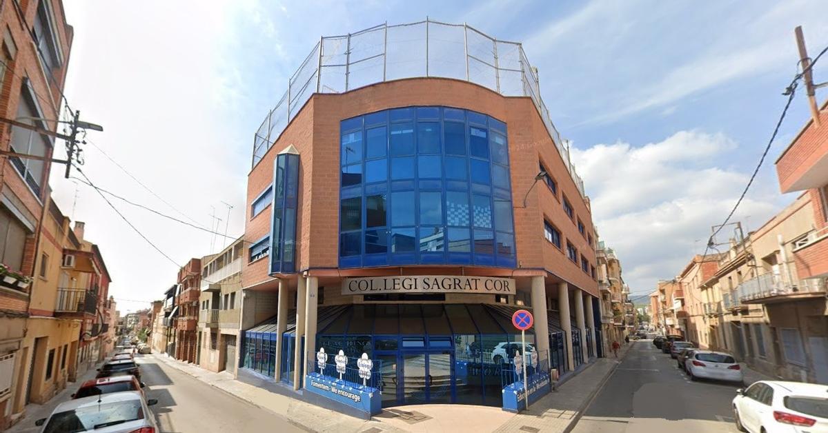 The Sacred Heart of Jesus School in Gavà is up for auction at half price.