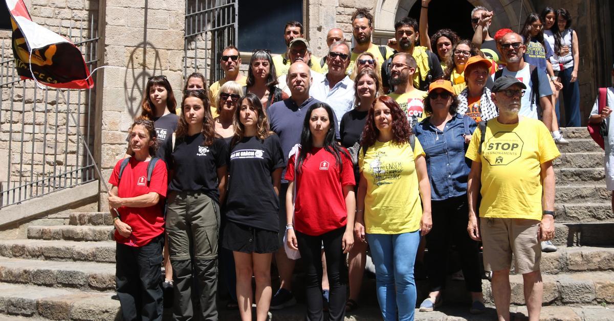 The education unions and the AFA call to "fill Barcelona again" at ...