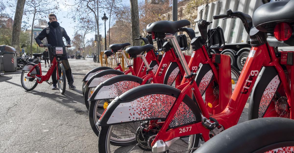 El Bicing de Barcelona incorpora 500 noves bicicletes elèctriques a la ...