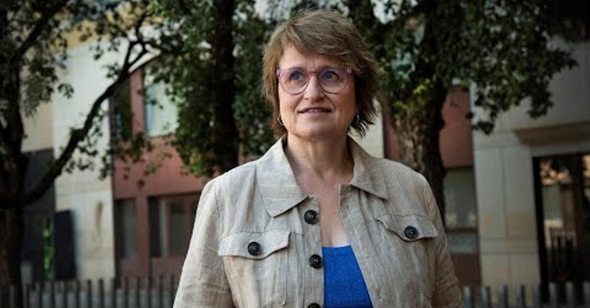 Anna Simó: "El que està passant al País Valencià i a les Balears és un ...