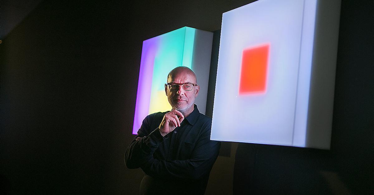 Brian Eno en un refugi de llum i so
