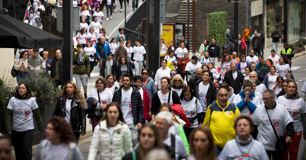 1500 persones participen en la 6a Caminada contra el Càncer