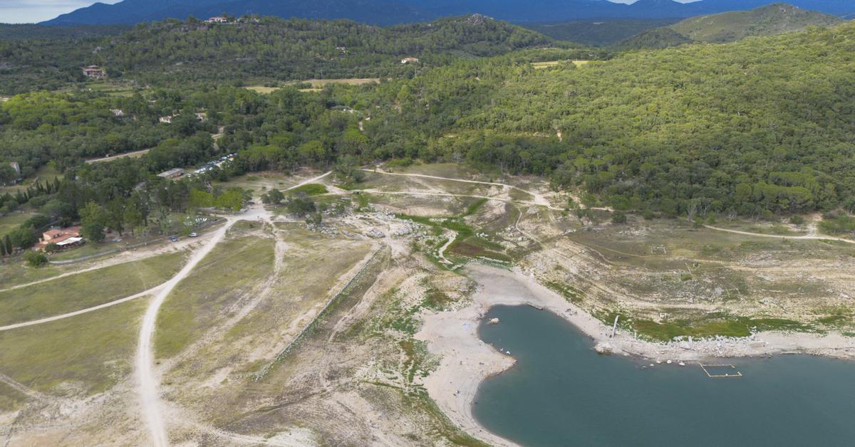 L'aigua de Roses, contaminada: l'Ajuntament recomana bullir-la abans ...