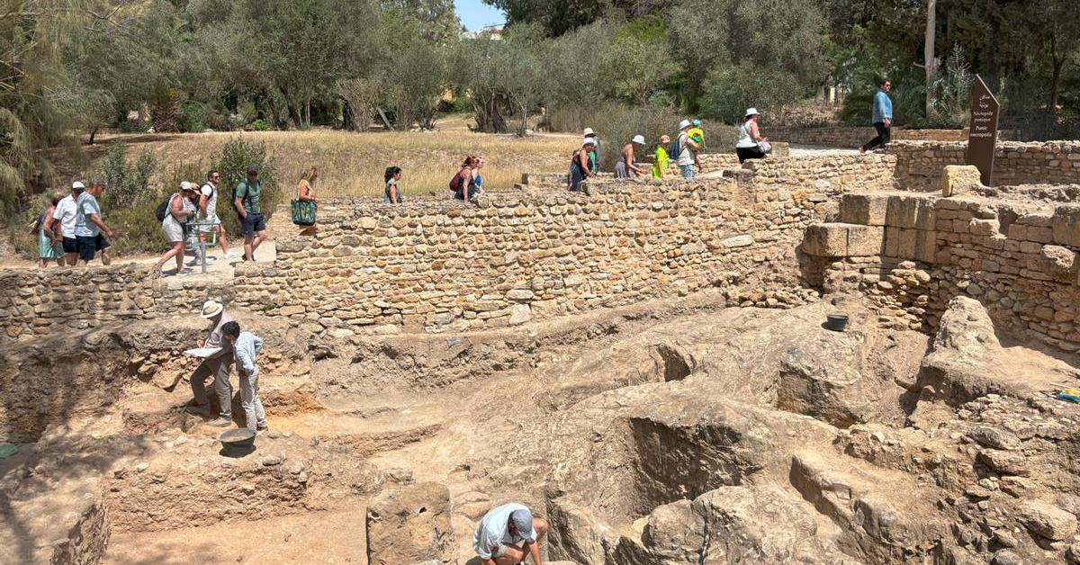 The Punic people were the first cosmopolitan civilization of the ...
