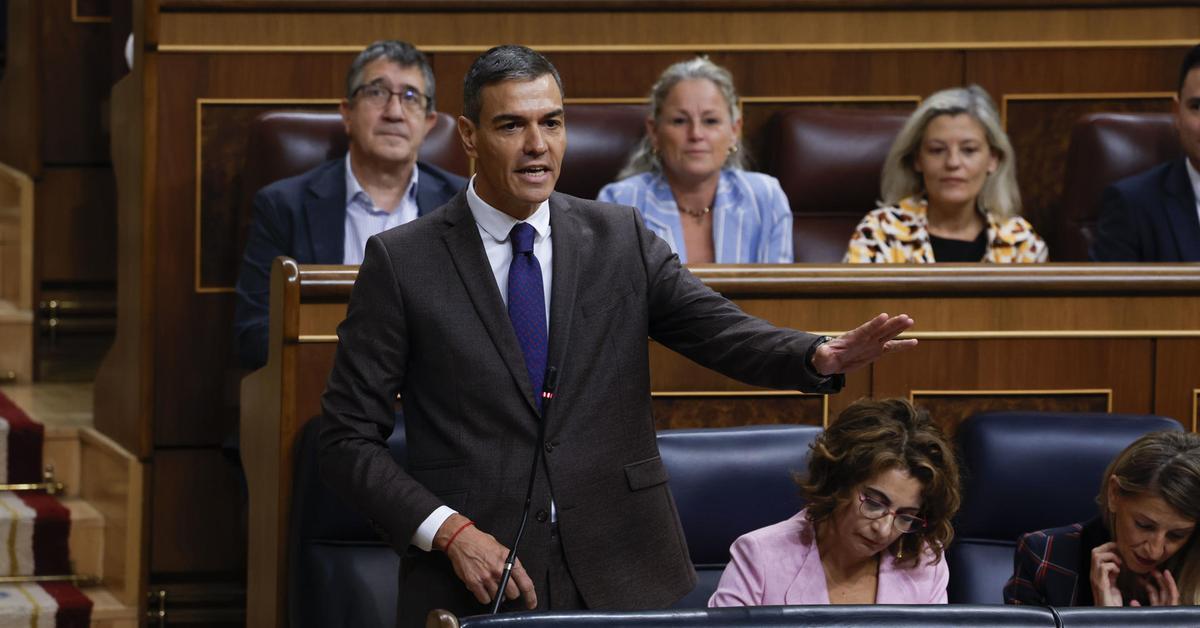 Sánchez announces a catalog of Francoist symbols to be removed "once ...