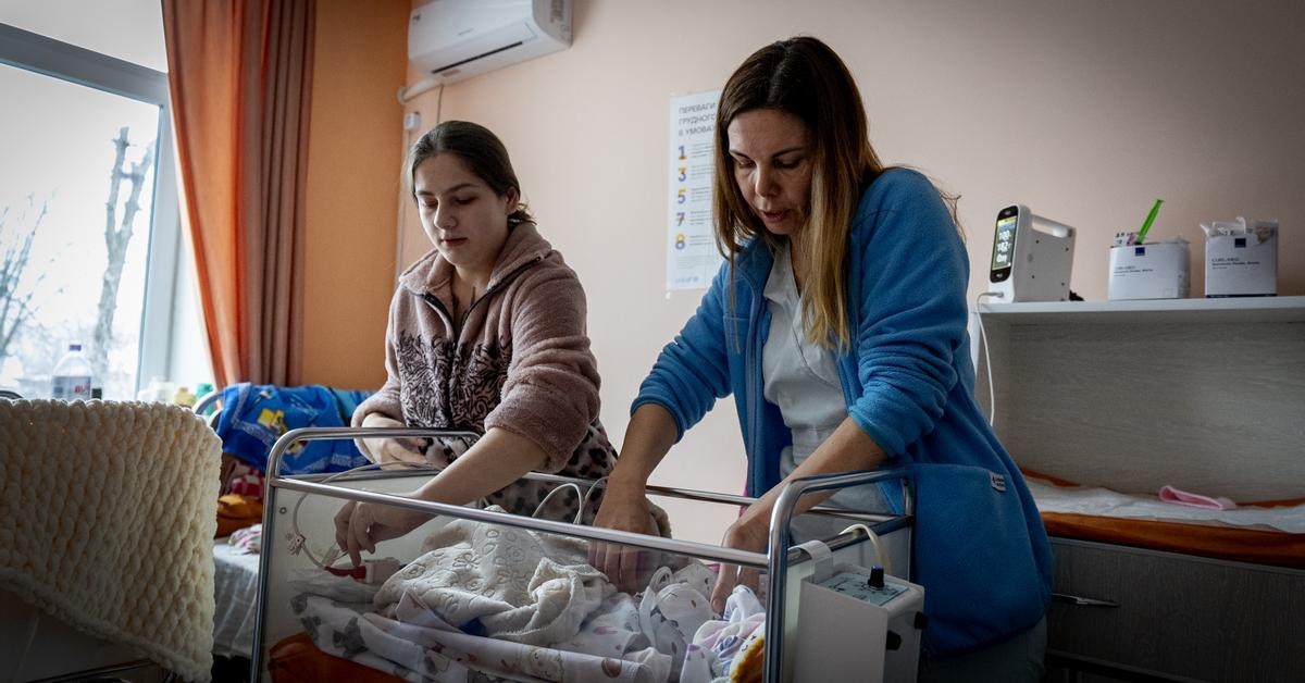 Appearing inside Ukraine's "kill zone": ARA visits Sumi's maternity ward