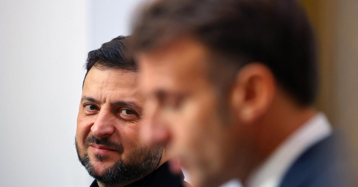 Macron promete a Zelenski un centenar de aviones de combate de última ...