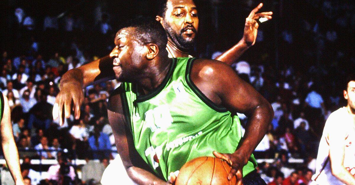 Corny Thompson: "La Penya és l'equip que porto al cor"