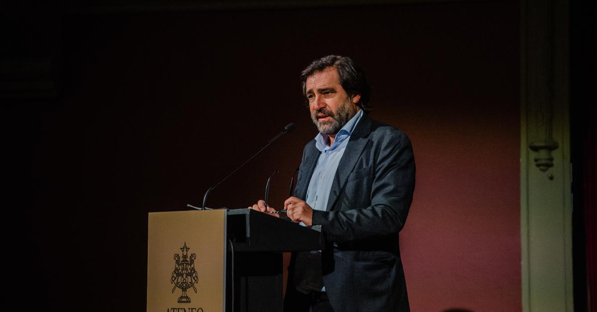 Luis Arroyo: Zapatero's squire who worked for Rubiales