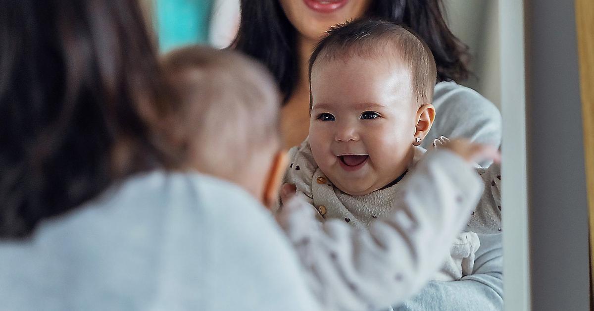 Los primeros sonidos y palabras de los bebés