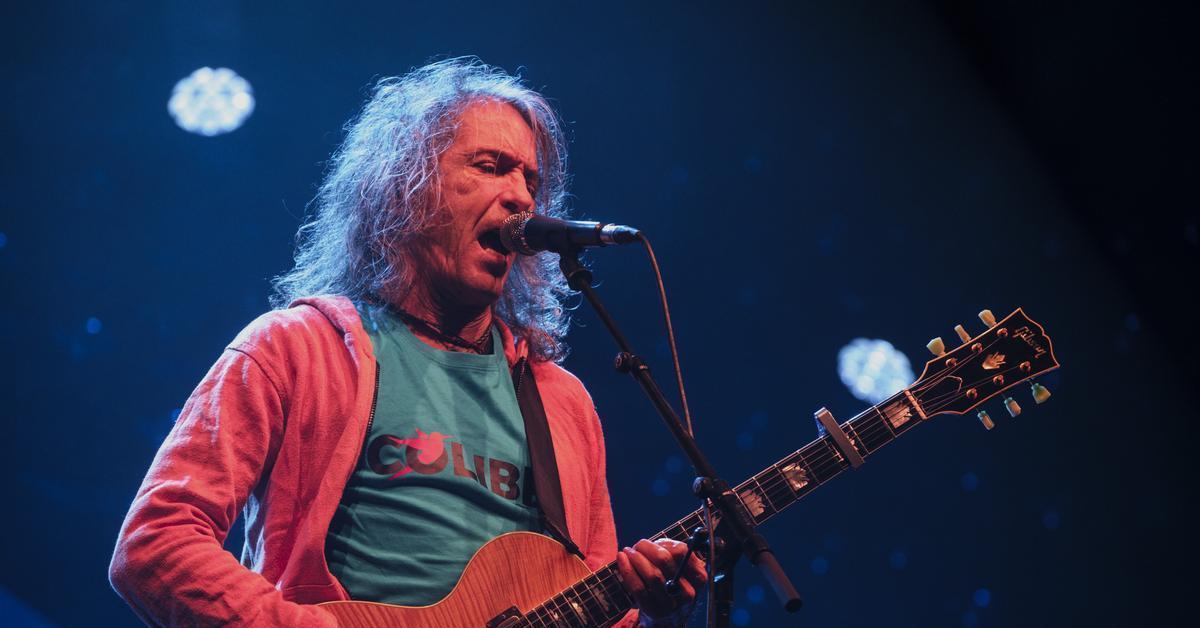 Musician Robe Iniesta, leader of Extremoduro, dies at age 63