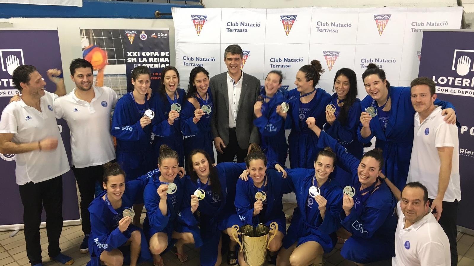 Les noies del CN Sabadell tornen a ser les Reines (14-7)