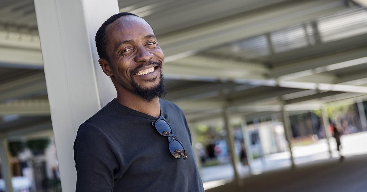El dibuixant que es va atrevir a fer caricatures d’Obiang