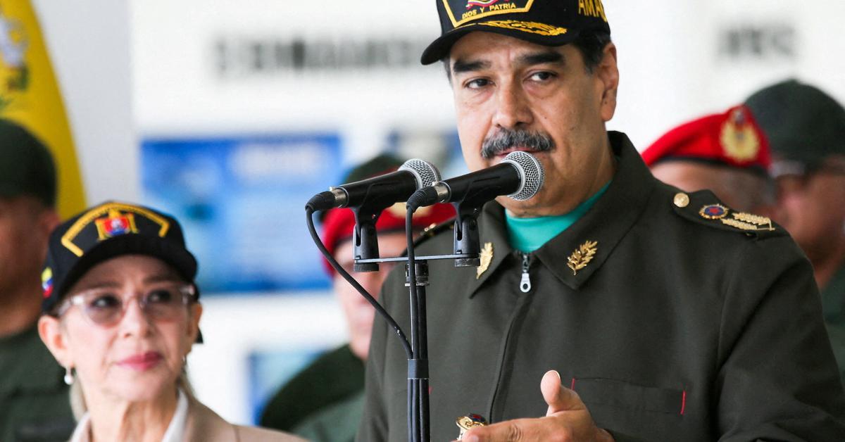 Maduro says he is "prepared" to talk with the US and guarantees the ...